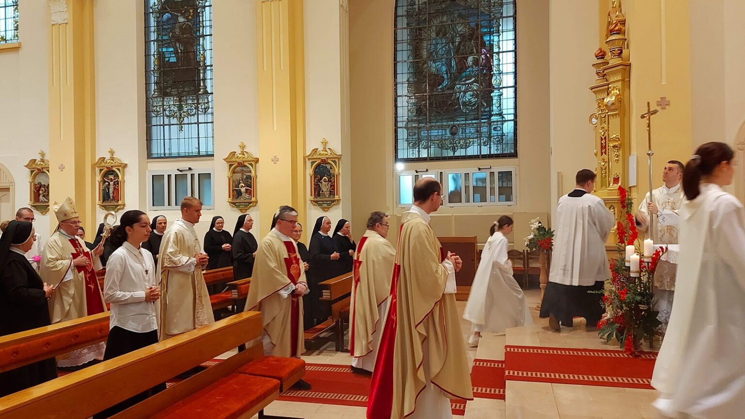 Naslovna svetkovina samostanske crkve Presvetog Srca Isusova u Đakovu